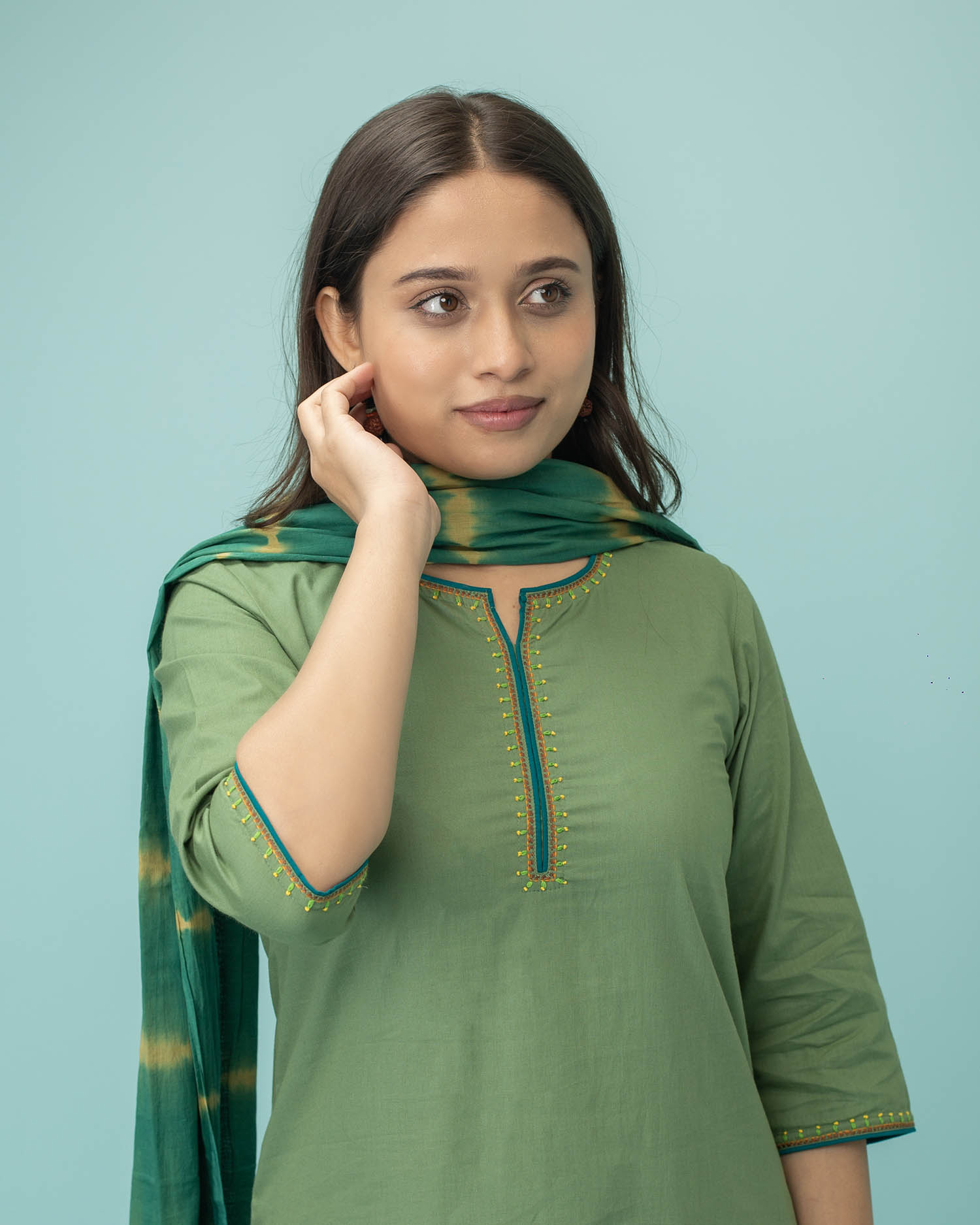 Deshal | undefined | undefined