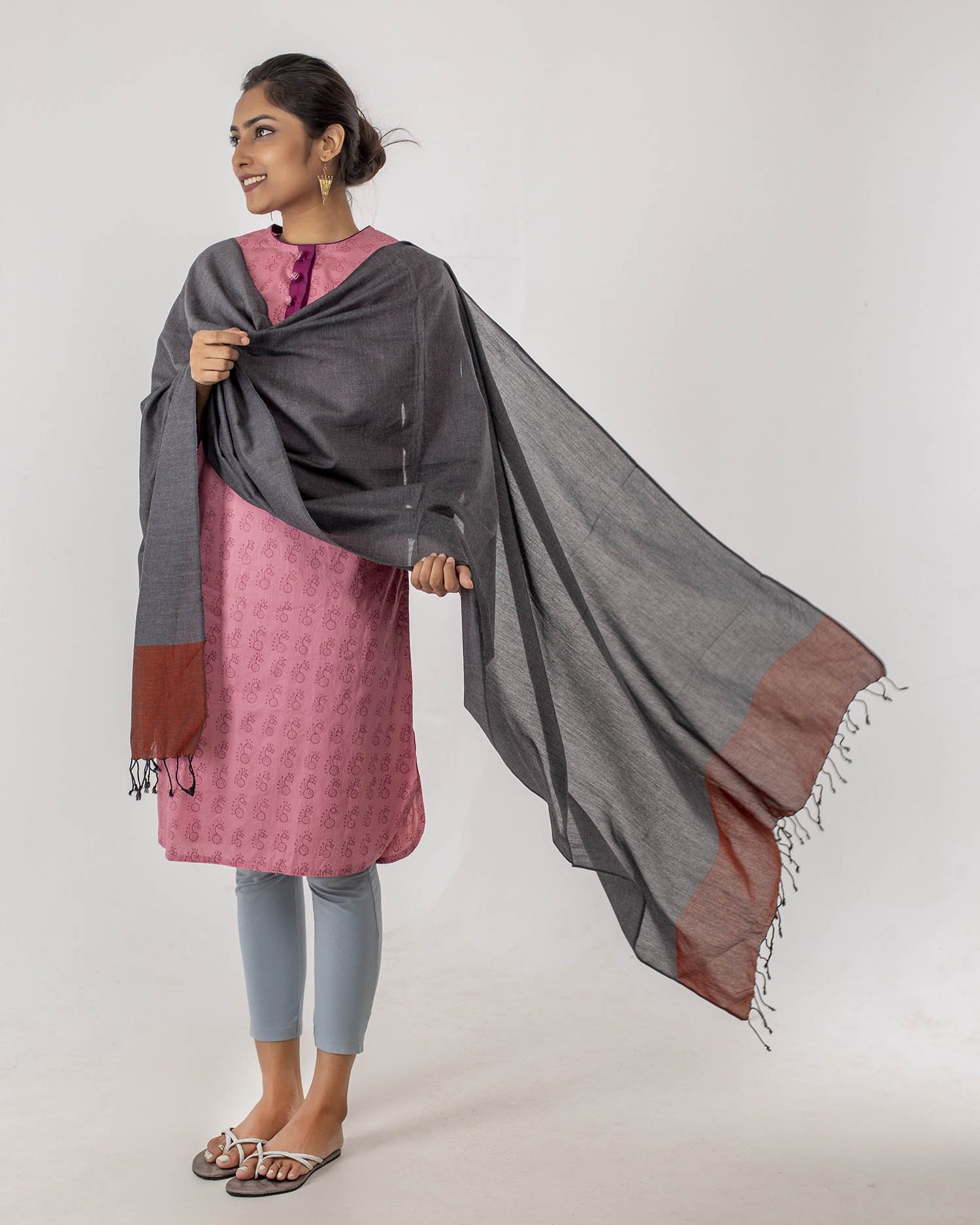 Deshal | undefined | undefined