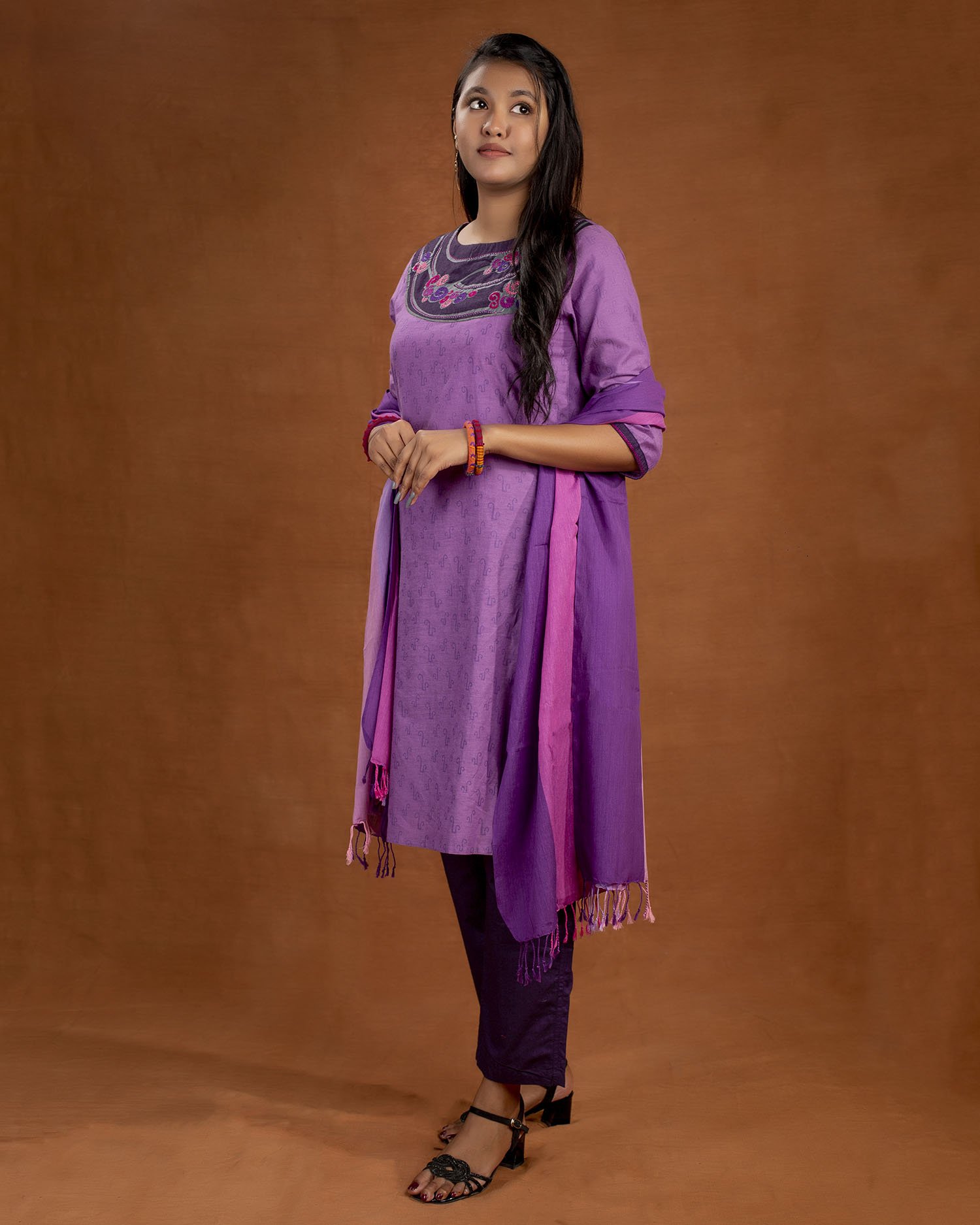 Deshal | undefined | undefined