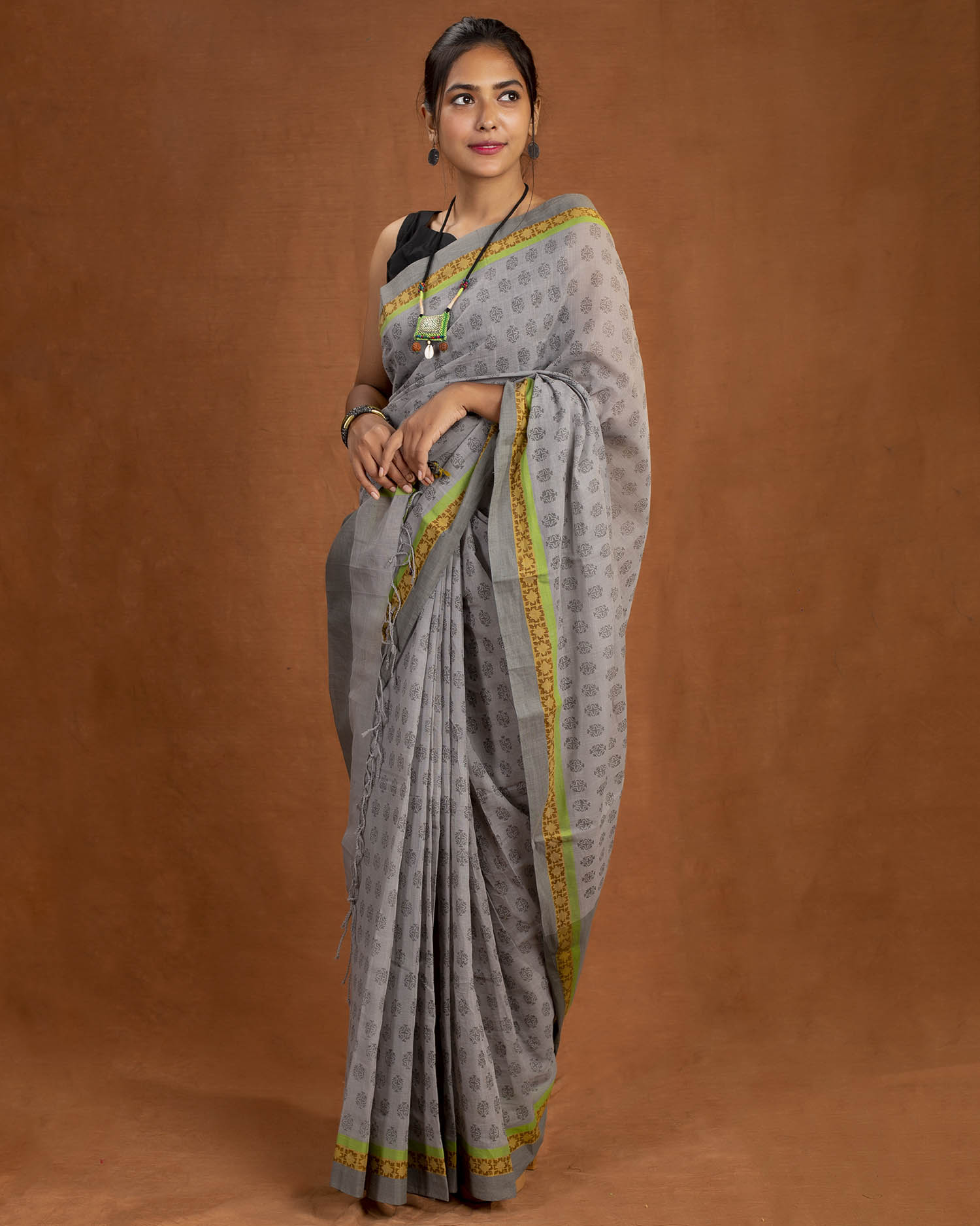 Deshal | undefined | undefined
