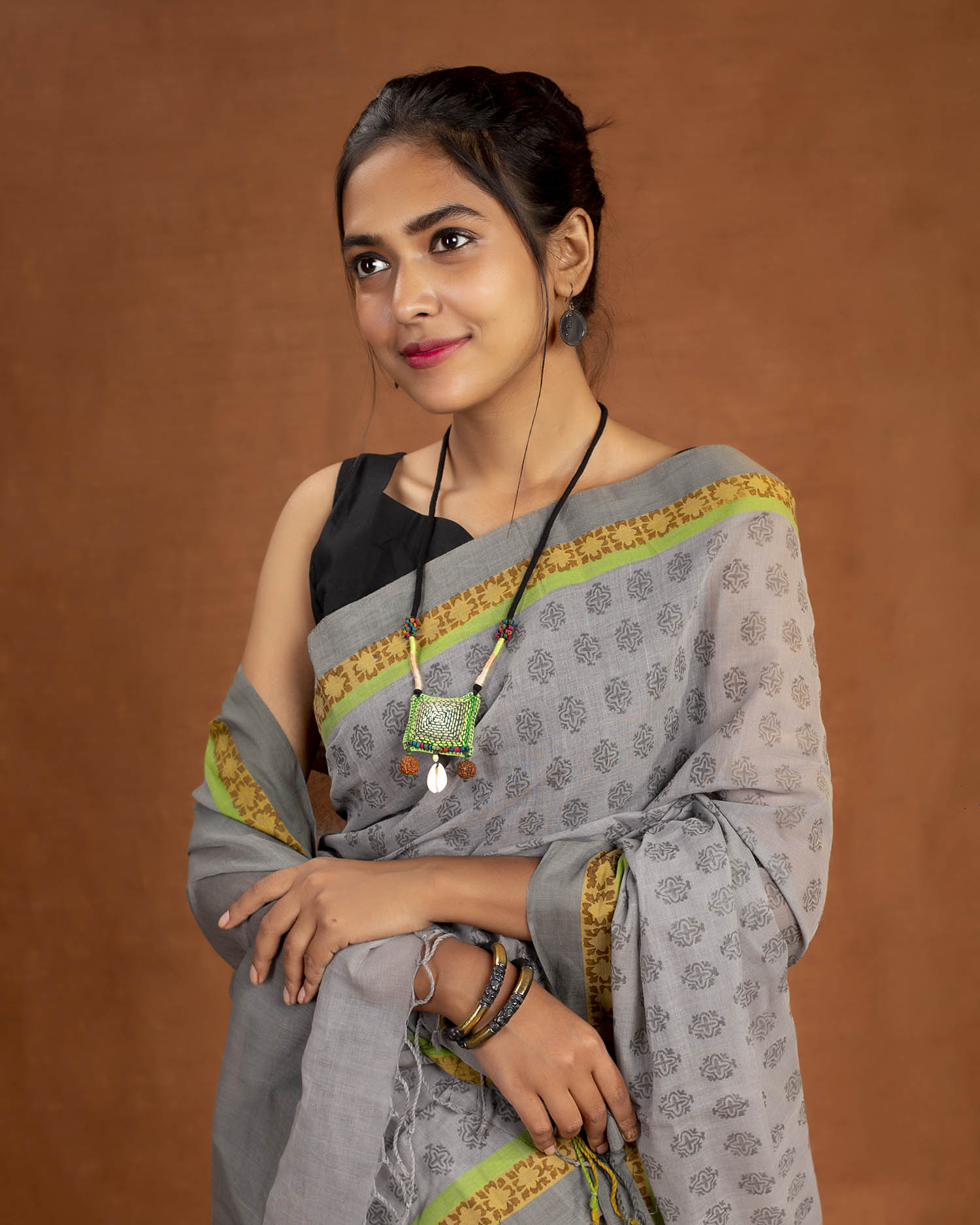 Deshal | undefined | undefined