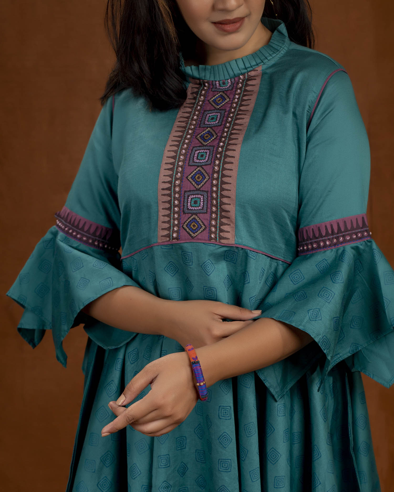 Deshal | undefined | undefined