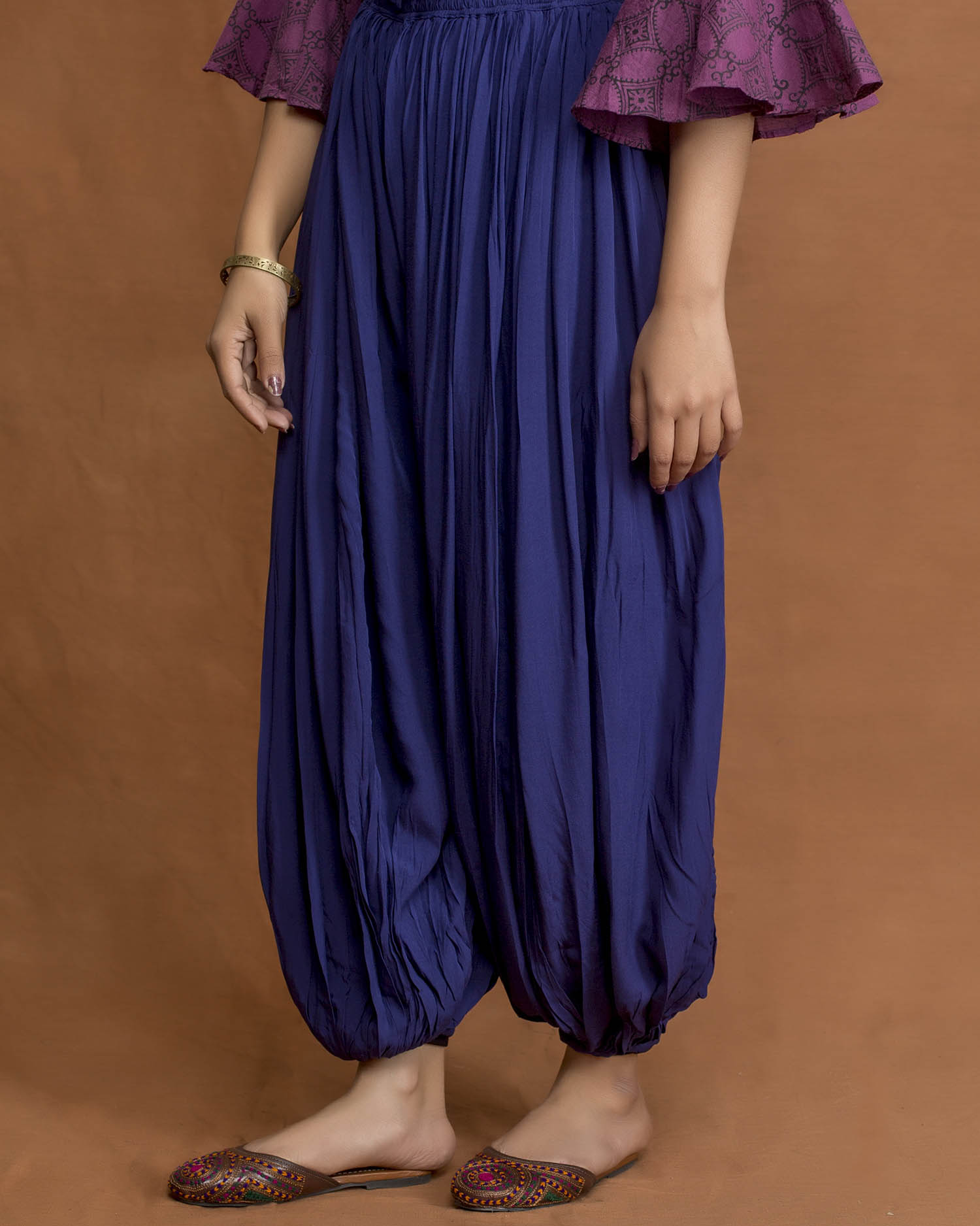 Deshal | undefined | undefined