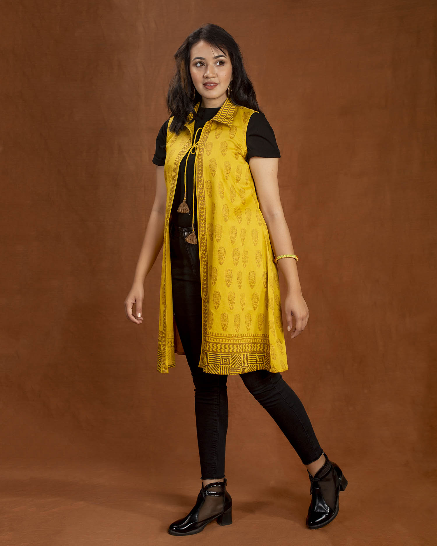 Deshal | undefined | undefined