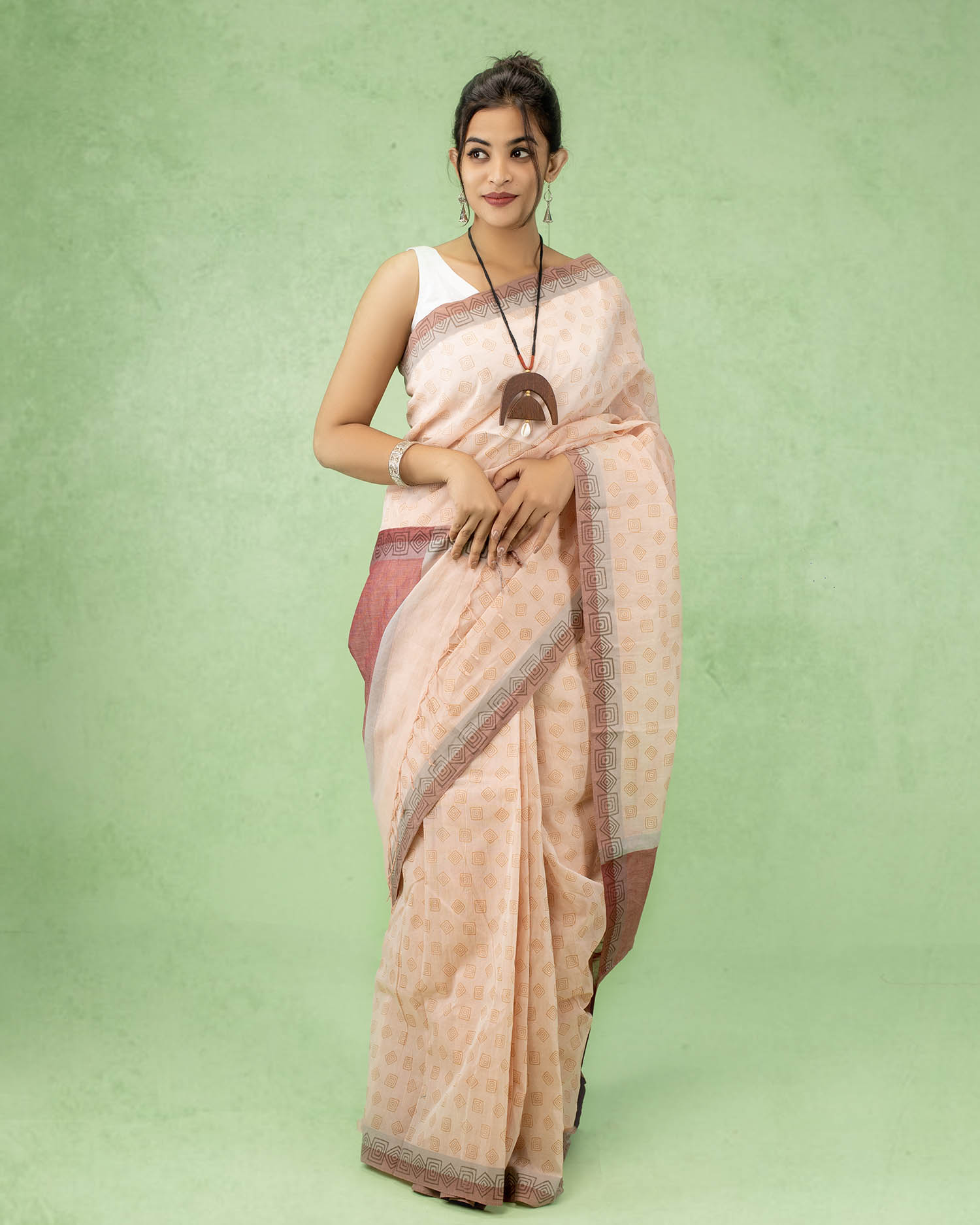 Deshal | undefined | undefined