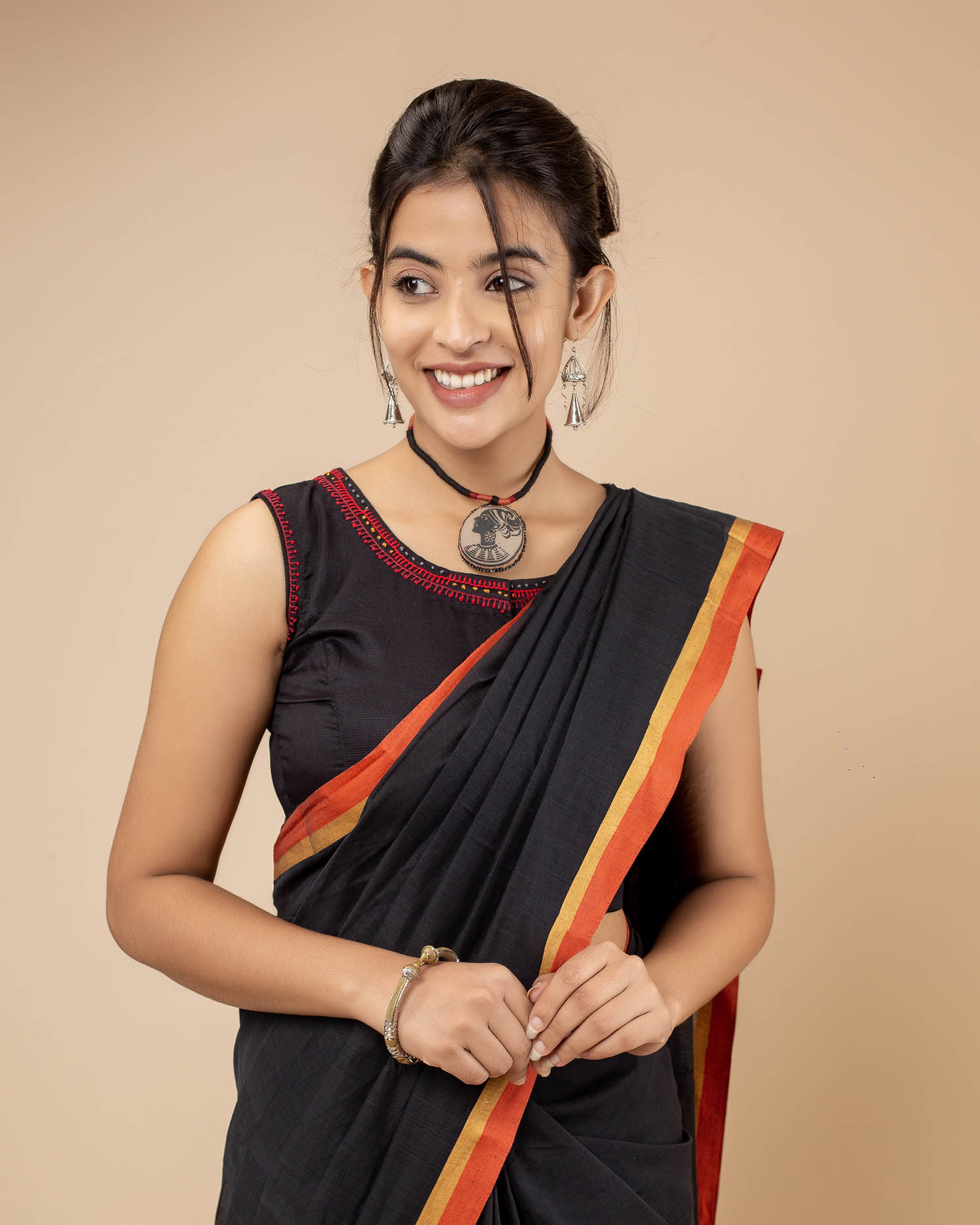 Deshal | undefined | undefined