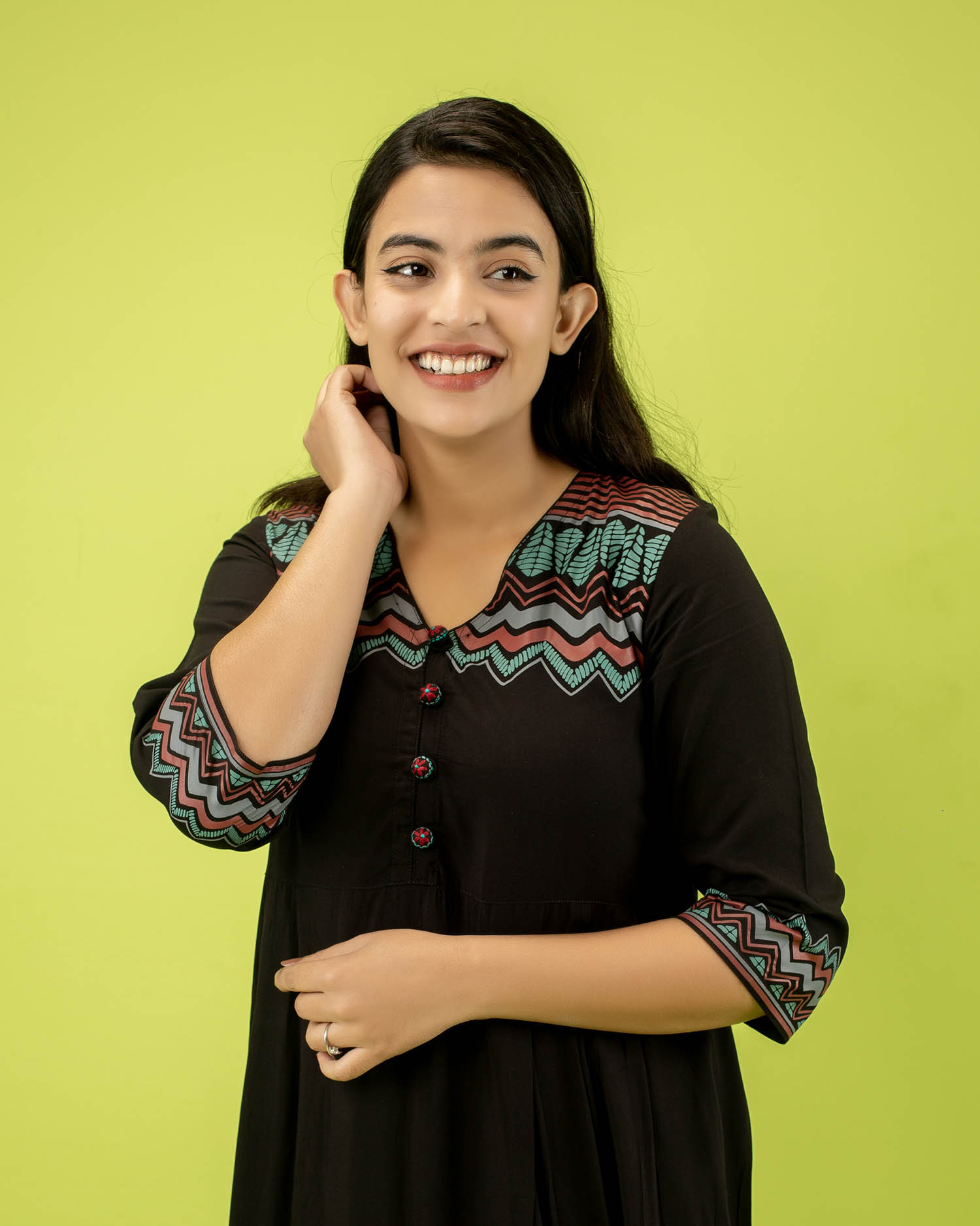 Deshal | undefined | undefined